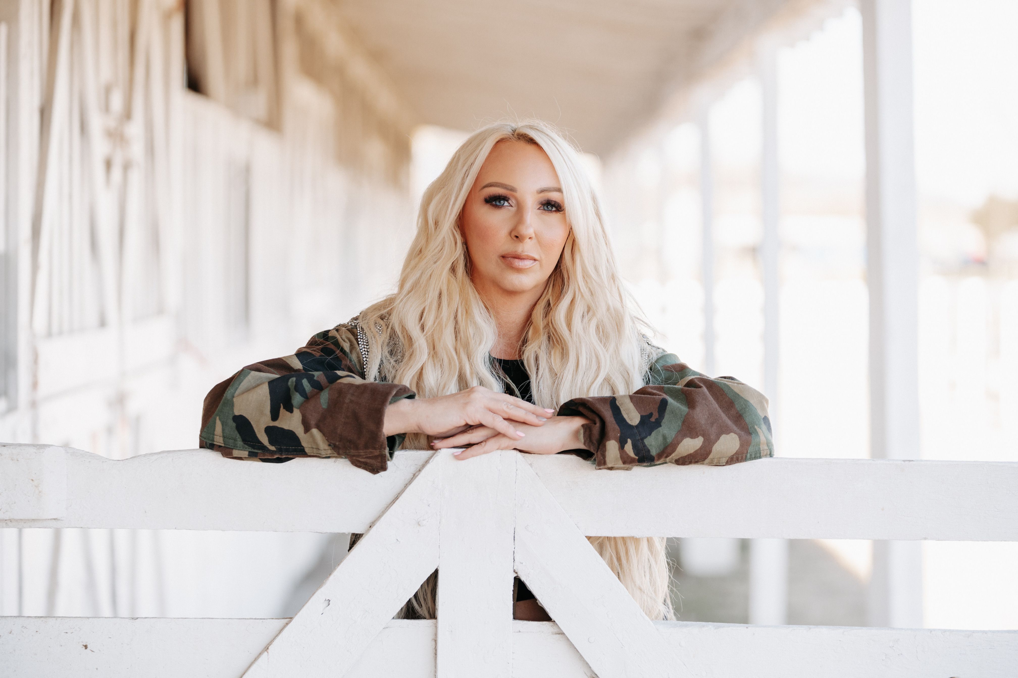 New Artist Spotlight: Becca Bowen – Pop Blitz Magazine